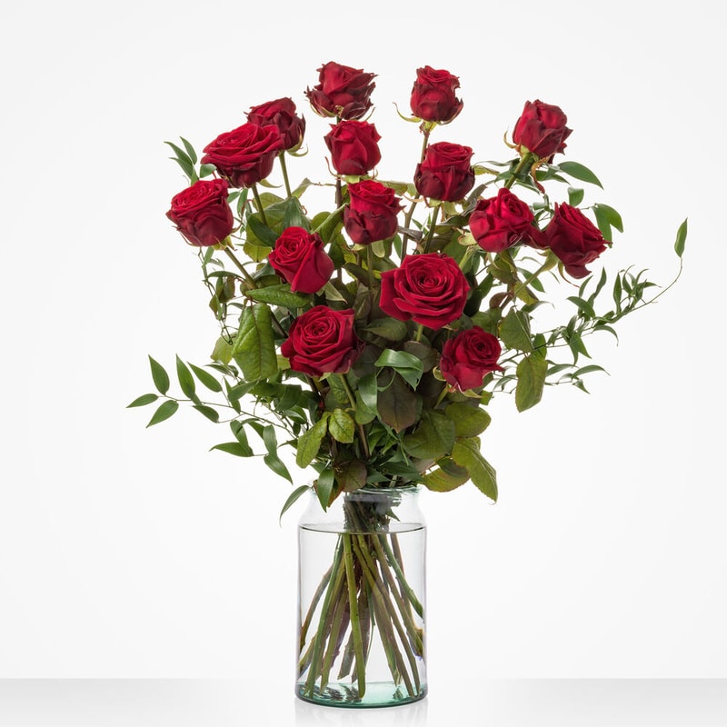 Pure romantiek | Rood rozen boeket | Fleurop